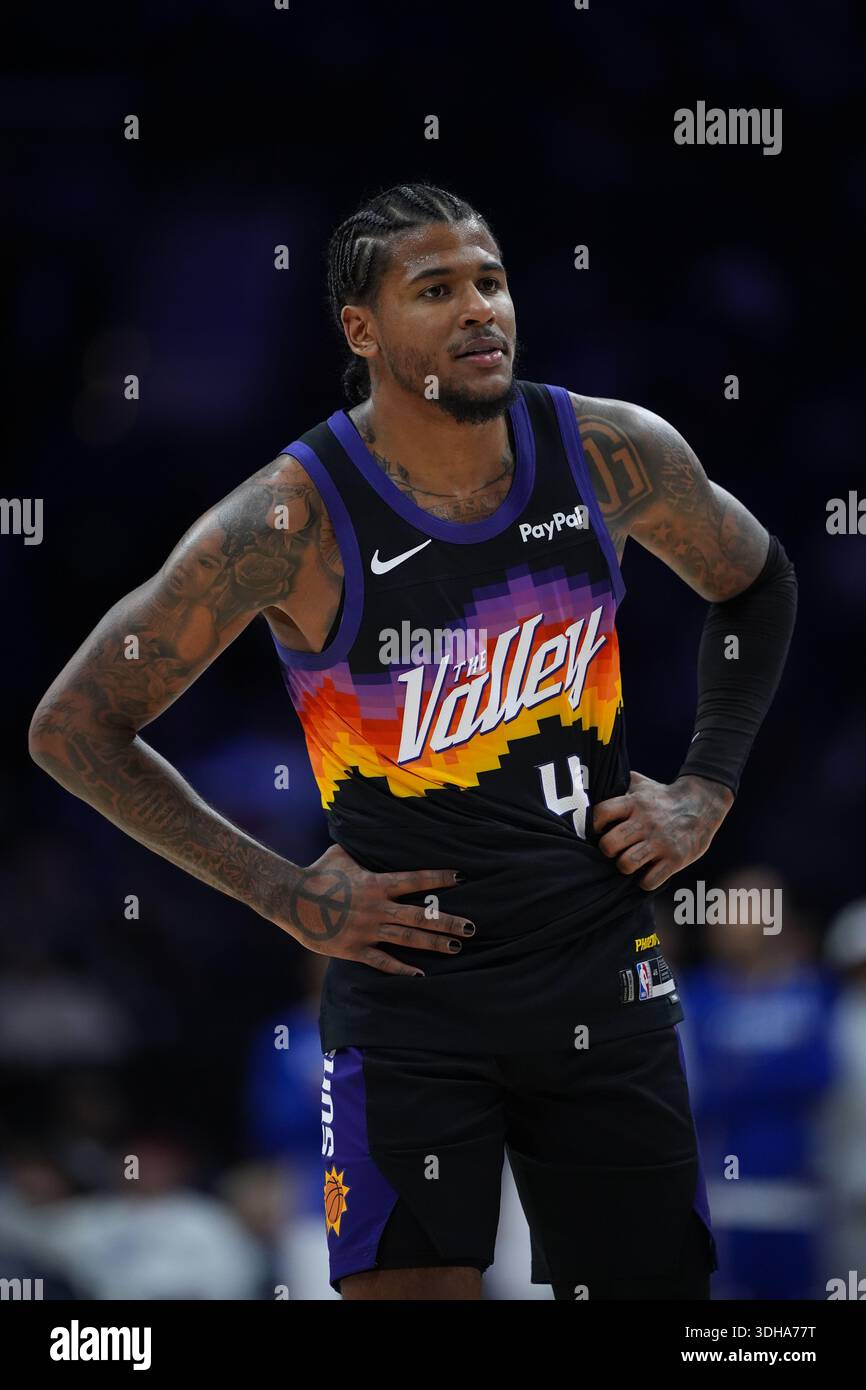 Phoenix Suns' Jalen Green plays during an NBA basketball game Tuesday ...