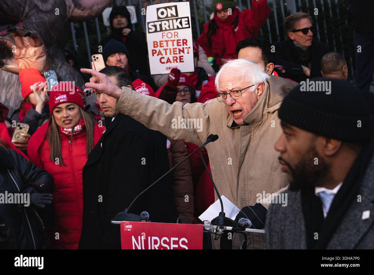 Senator Bernie Sanders speaks during a New York State Nurses ...