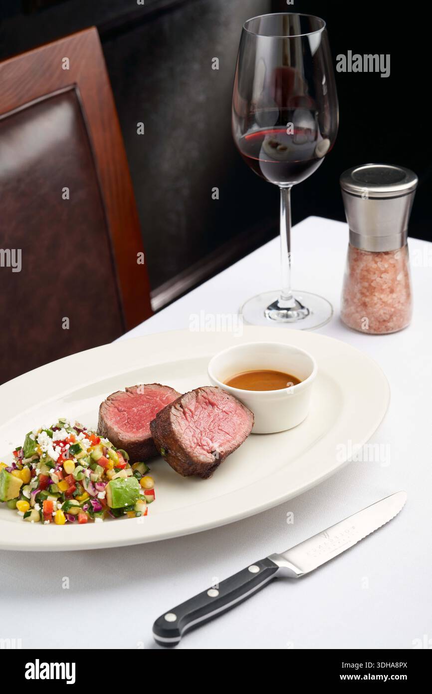 Images of restaurant foods Stock Photo - Alamy