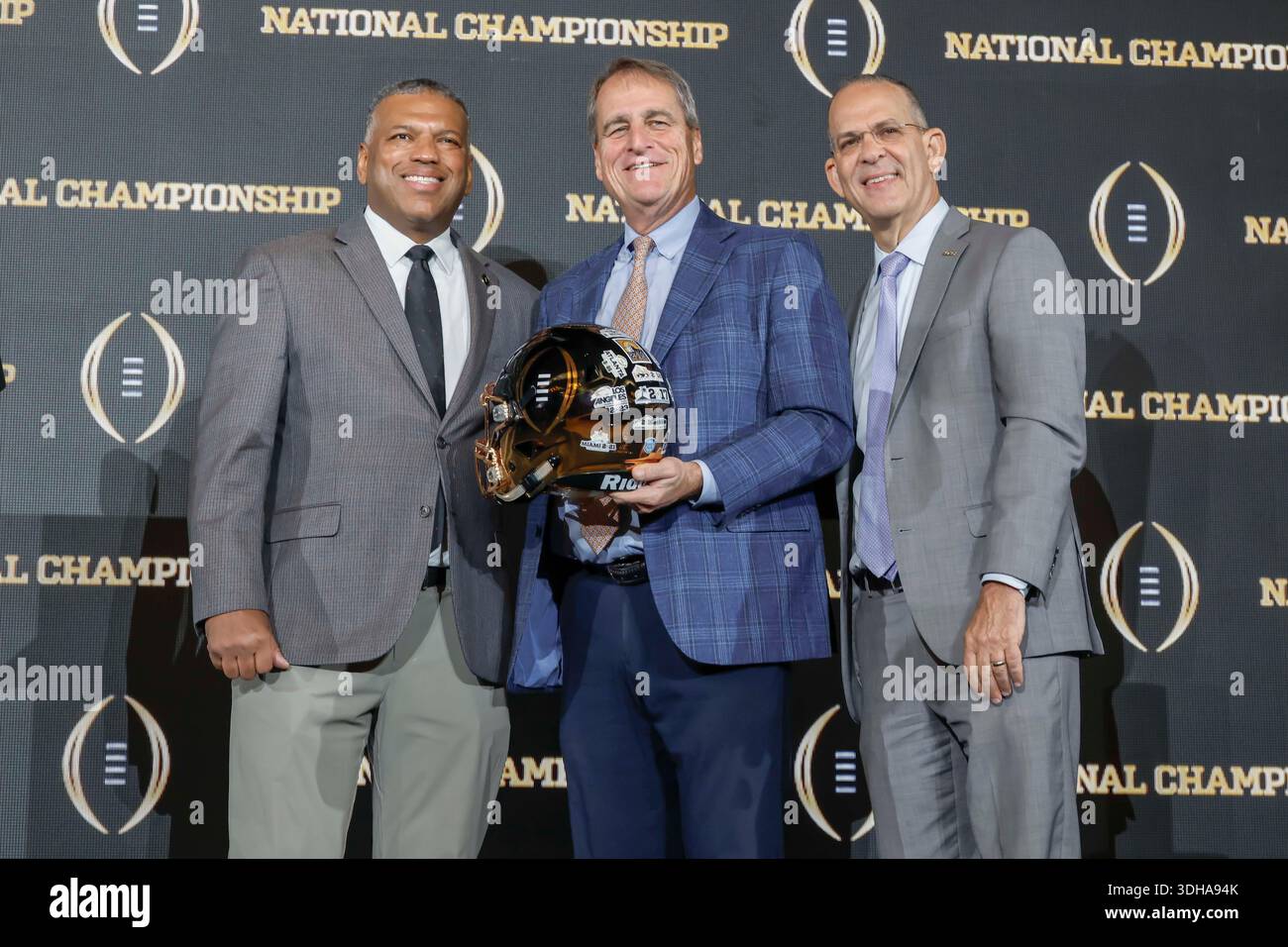 Miami, FL USA: CFP Executive Director Rich Clark, host committee ...
