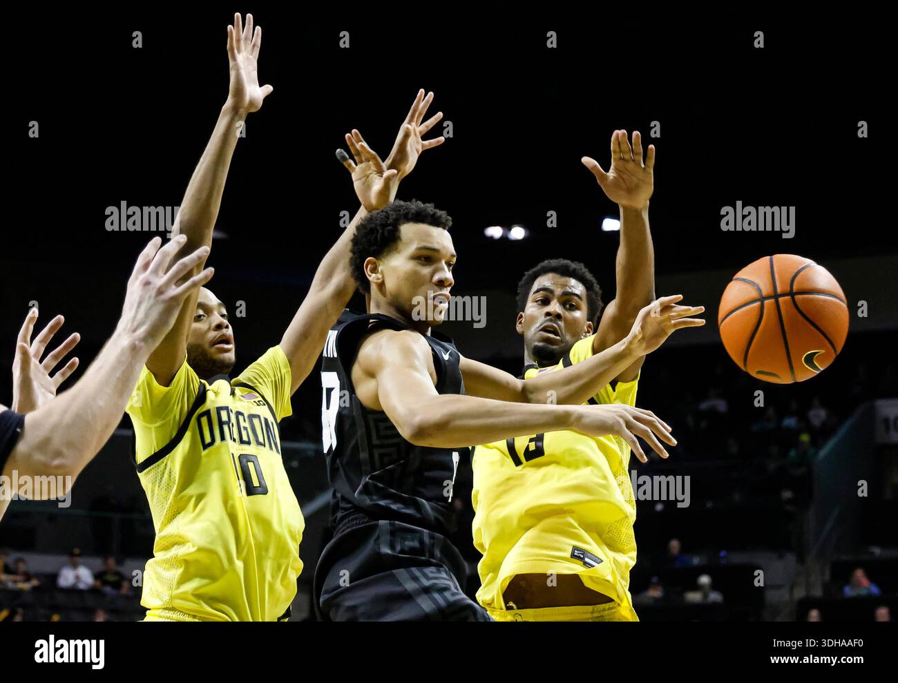 Michigan State guard Divine Ugochukwu (99) passes under the basket ...
