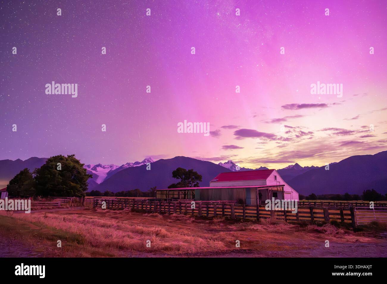 Wellington. 20th Jan, 2026. The aurora is seen near the Fox Glacier of ...