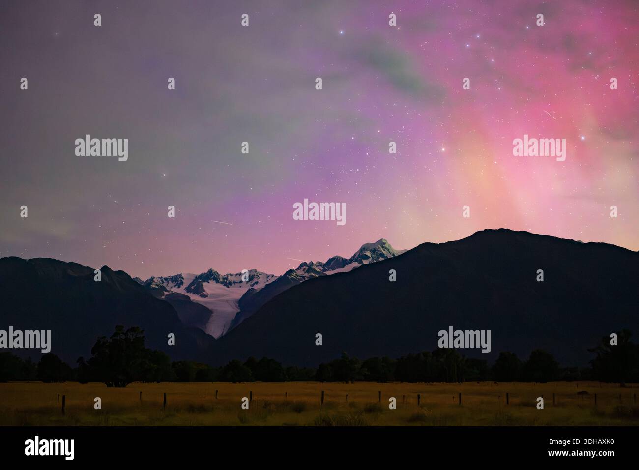 Aurora in 2026 hi-res stock photography and images - Alamy
