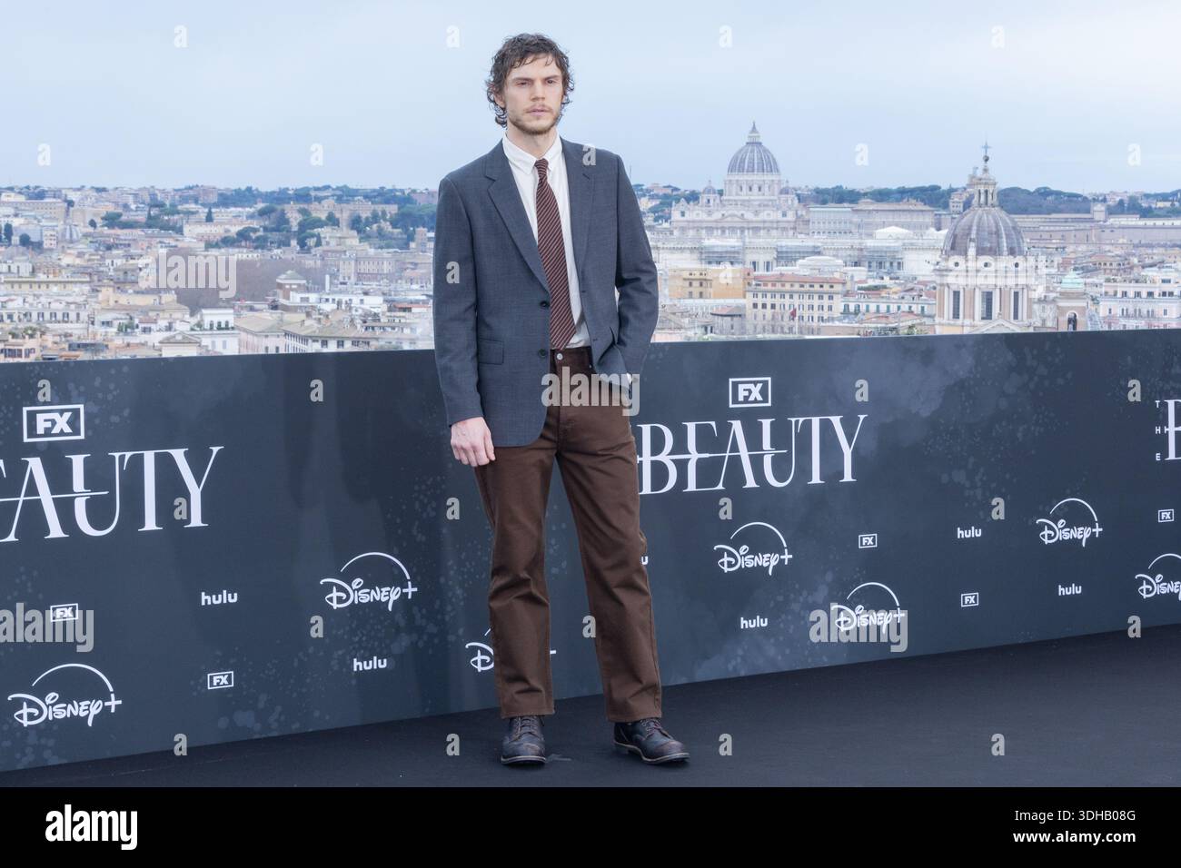 Roma, Italy. 19th Jan, 2026. 1/19/2026 Actor Evan Peters attends the ...