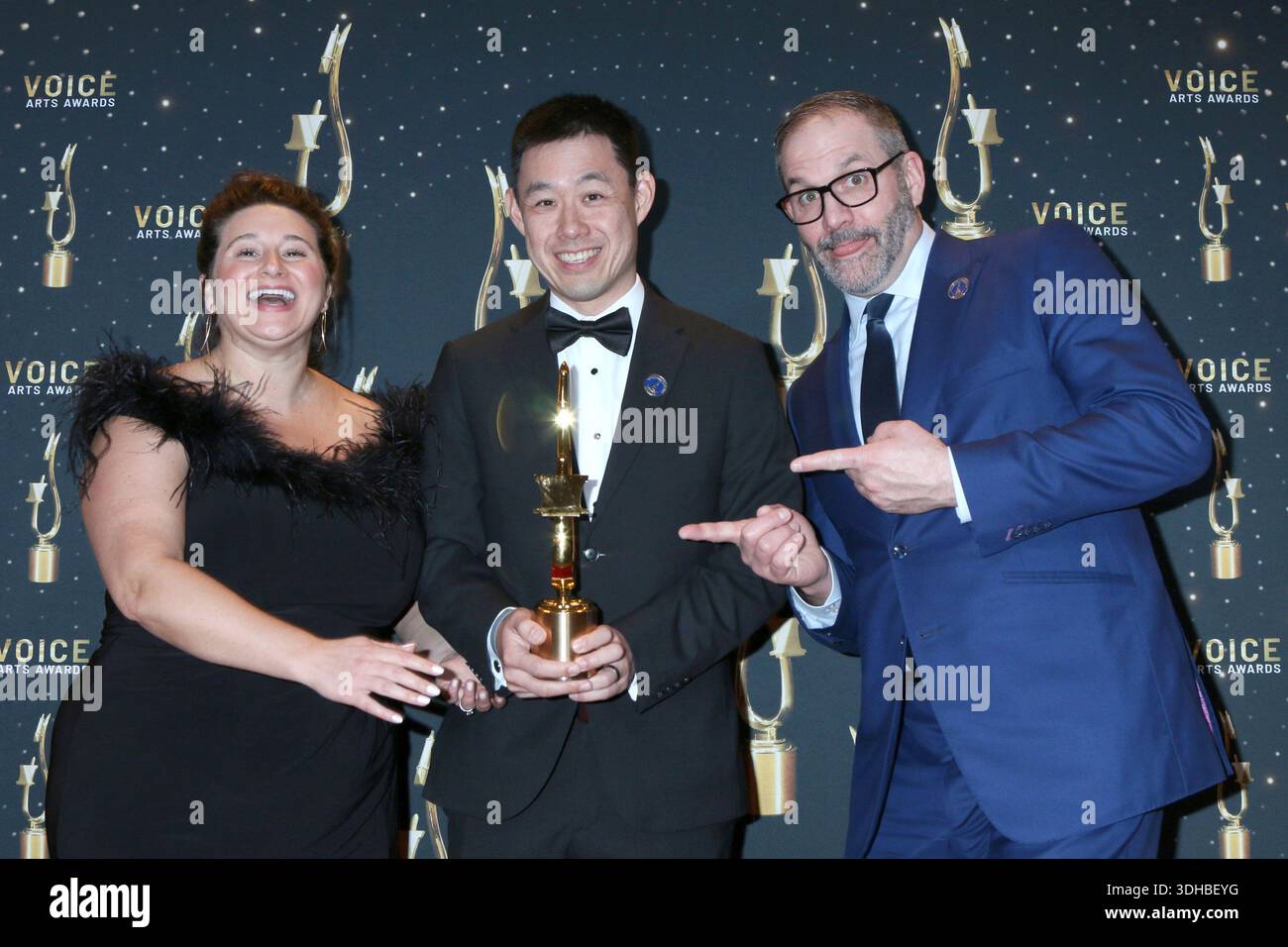 LOS ANGELES - JAN 18: Tess Banoli, Alvin Lin, Dave Kozlowski at the ...