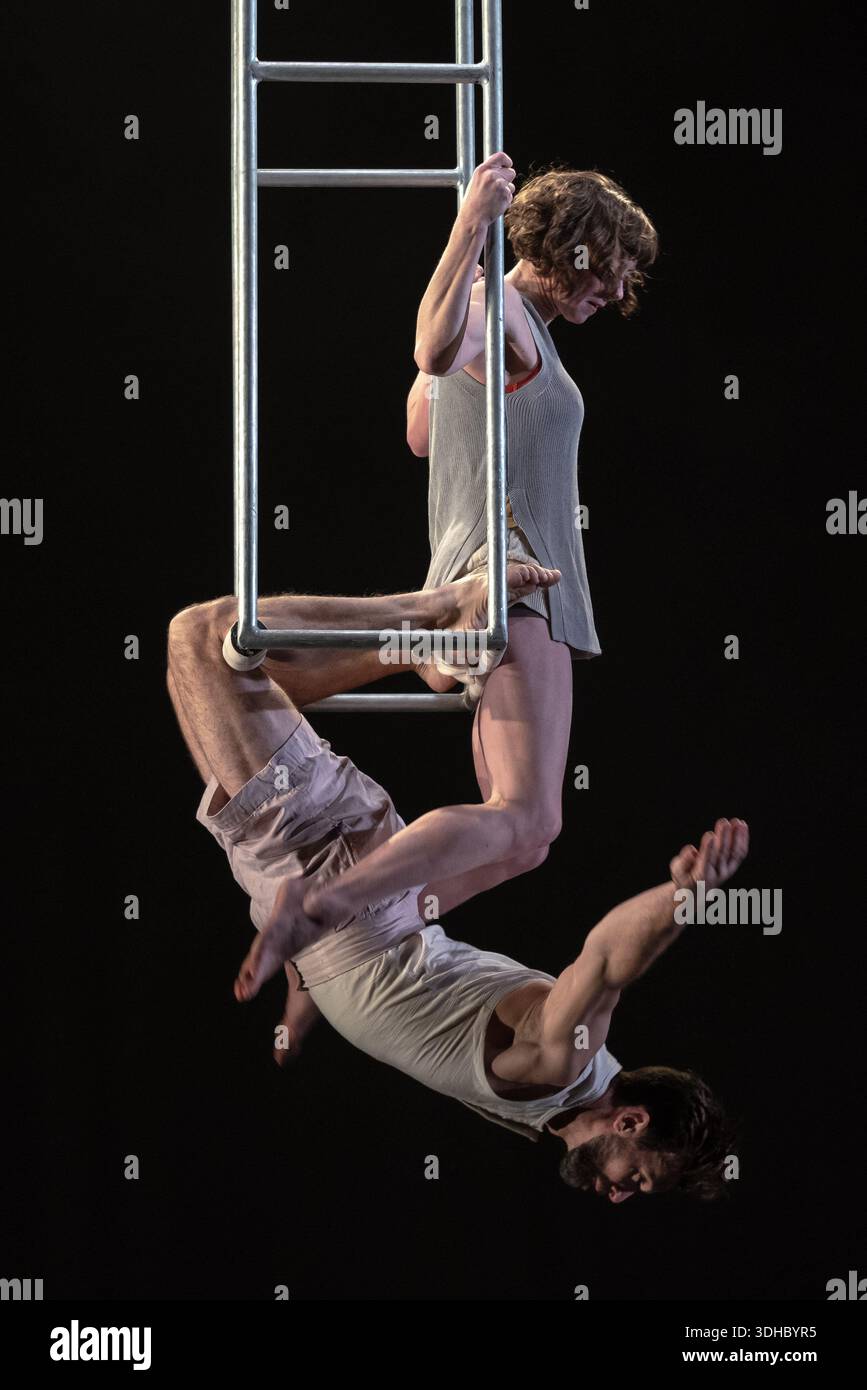 London, UK. 21st January 2026. Ockham’s Razor defies gravity as the ...