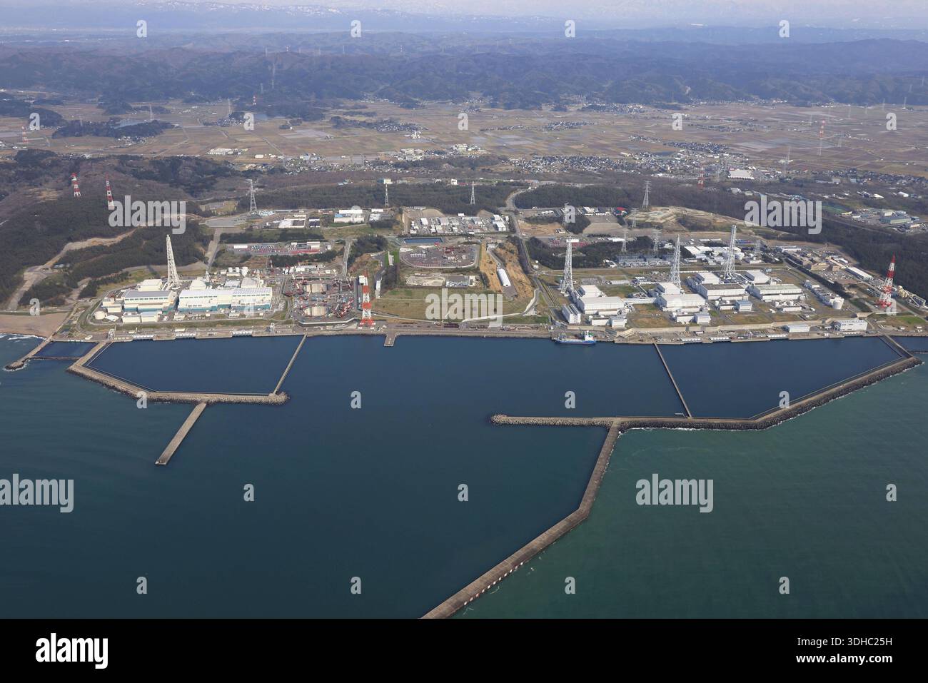 File: An aerial photo shows the Kashiwazaki-Kariwa Nuclear Power Plant ...
