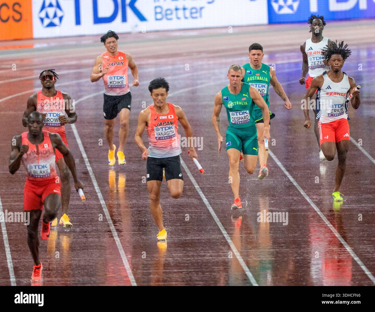 Connor bond hi-res stock photography and images - Alamy