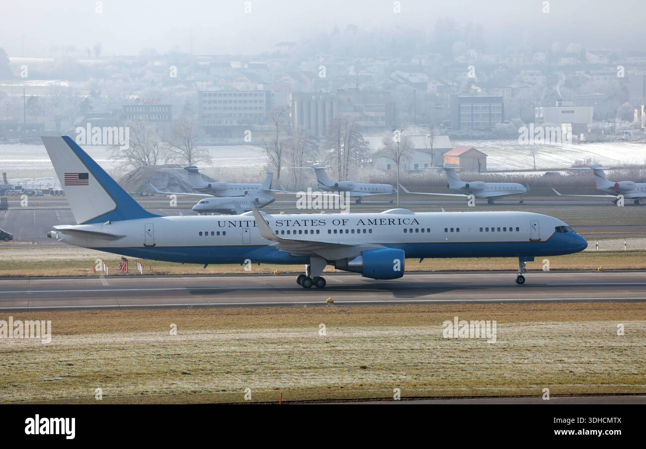 Ankunft der Air Force One mit dem US-amerikanischen Präsident Donald ...