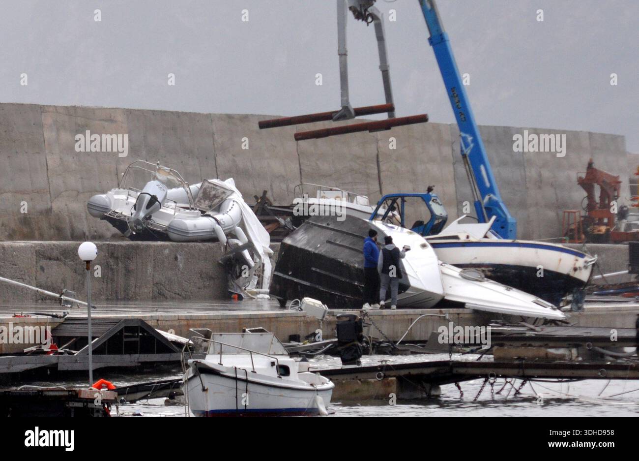 Palermo, Italy. 21st Jan, 2026. Palermo. Damage from Cyclone Harry in ...