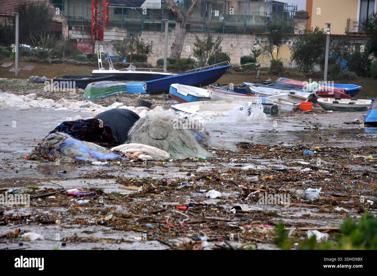 Palermo, Italy. 21st Jan, 2026. Palermo. Damage from Cyclone Harry in ...