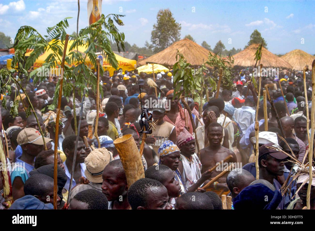 Communal traditions uganda hi-res stock photography and images - Alamy