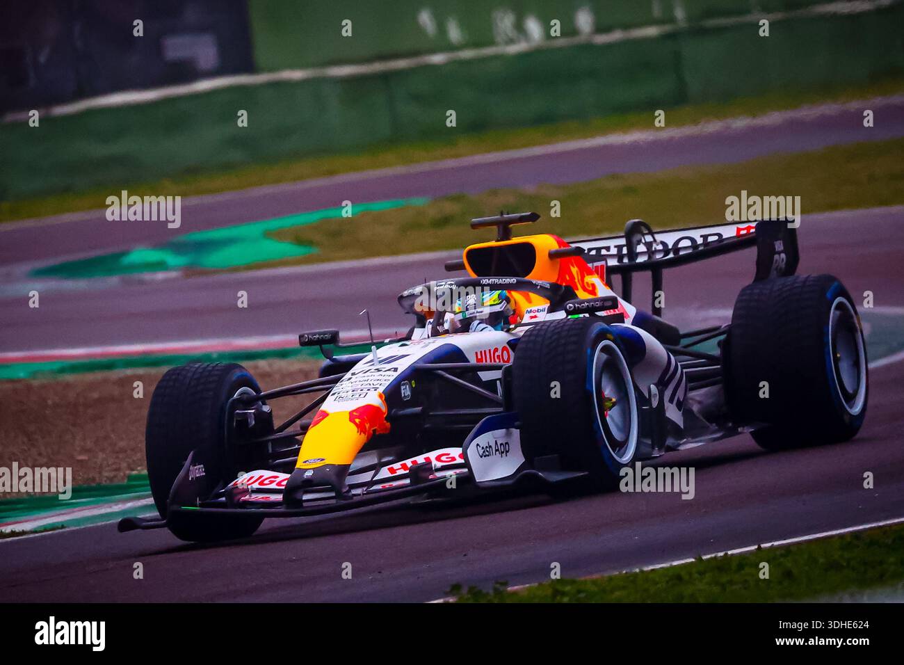41 Arvid Lindblad, (GRB), Visa CashApp Racing Bulls, VCARB 03 Red Bull ...