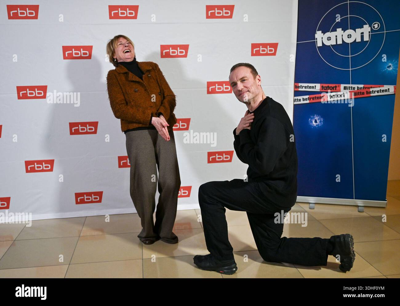Berlin, Germany. 21st Jan, 2026. Actors Corinna Harfouch and Mark ...