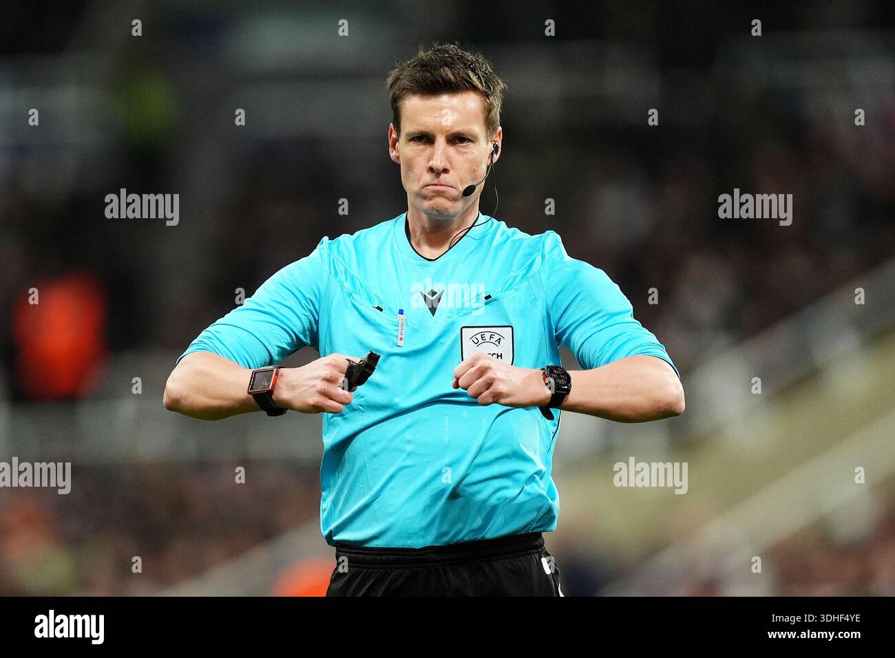 Referee Daniel Siebert during the UEFA Champions League match at St ...