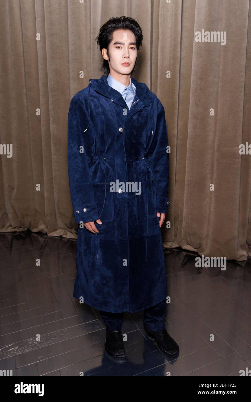 Paris, Frankreich. 21st Jan, 2026. Yosh Yu Shi attends DIOR Homme Fall ...