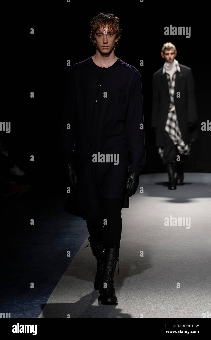 Paris, Frankreich. 21st Jan, 2026. SONGZIO men Fall/Winter 2026-2027 ...