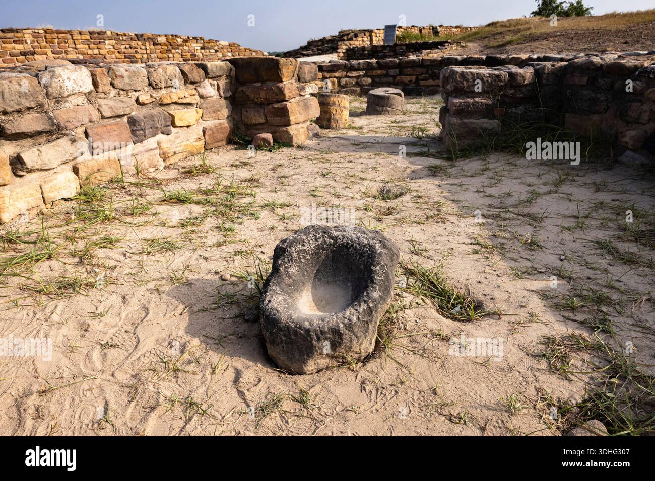 Dholavira archaeological site, stone structures at Castle(Citadel ...