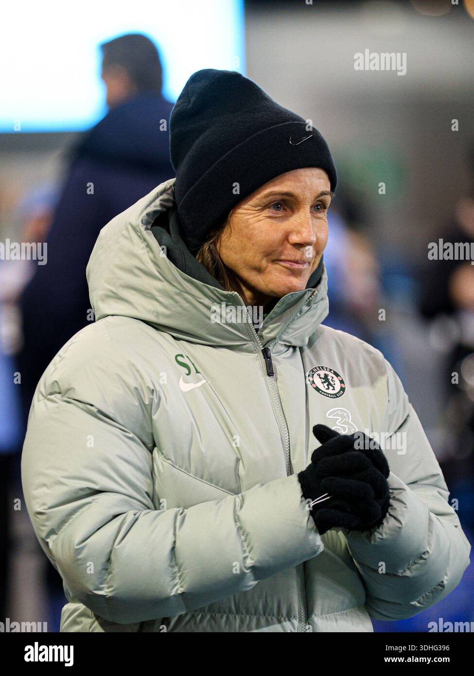 Manchester, UK. 21st Jan, 2026. Chelsea manager Sonia Bompastor prior ...
