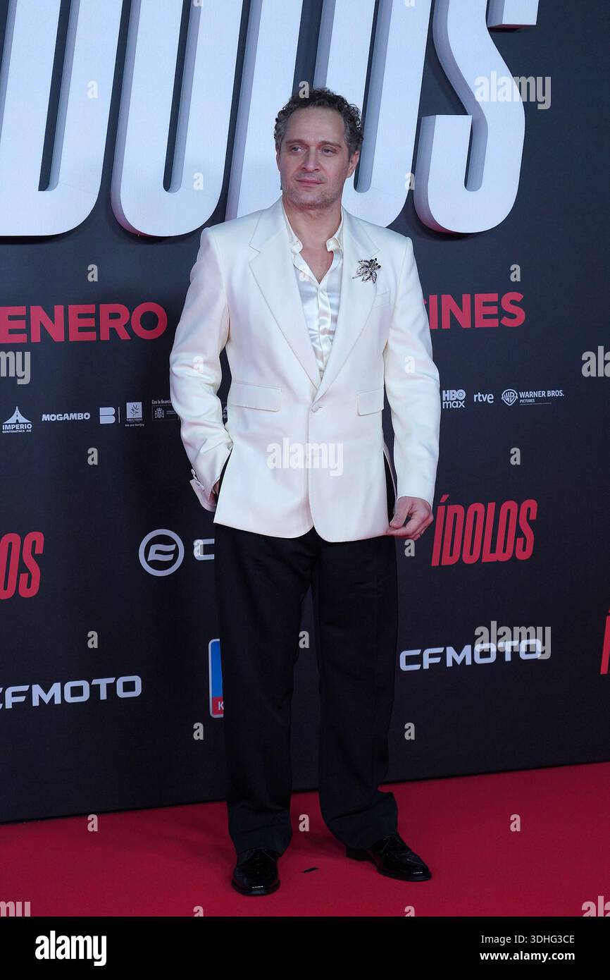 Claudio Santamaria attends the "Idolos" premiere at Kinepolis Cinema ...