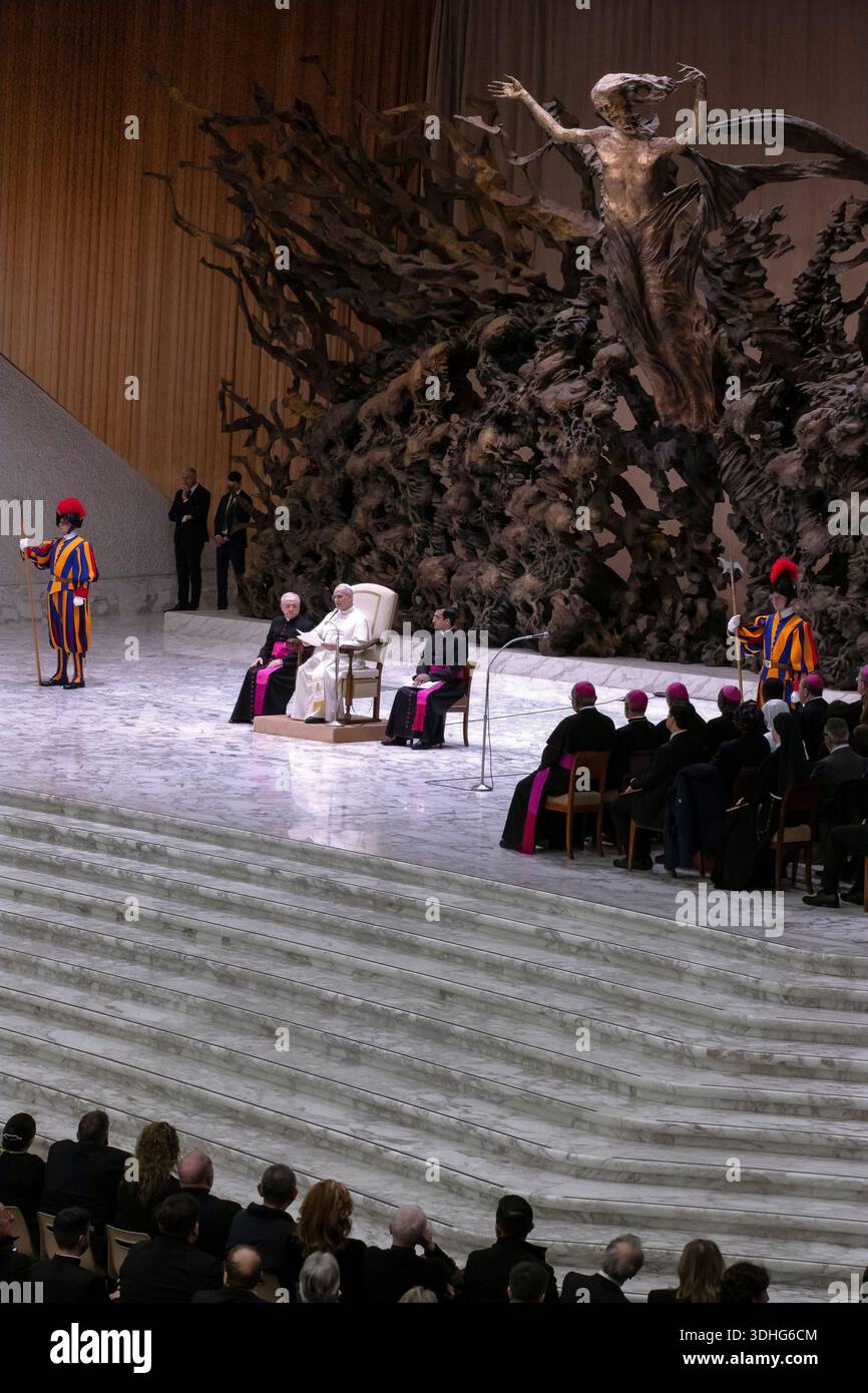 Vatican City, Vatican. 21st Jan, 2026. Pope Leo XIV leads his weekly ...