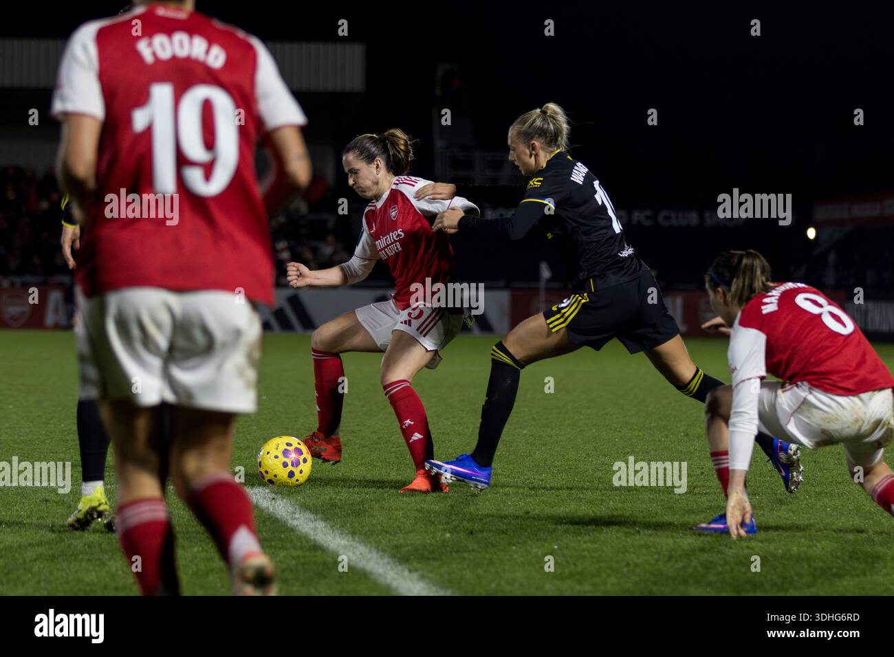Borehamwood, UK, 21st Jan 2026. Laia Codina of Arsenal Women and Ellen ...