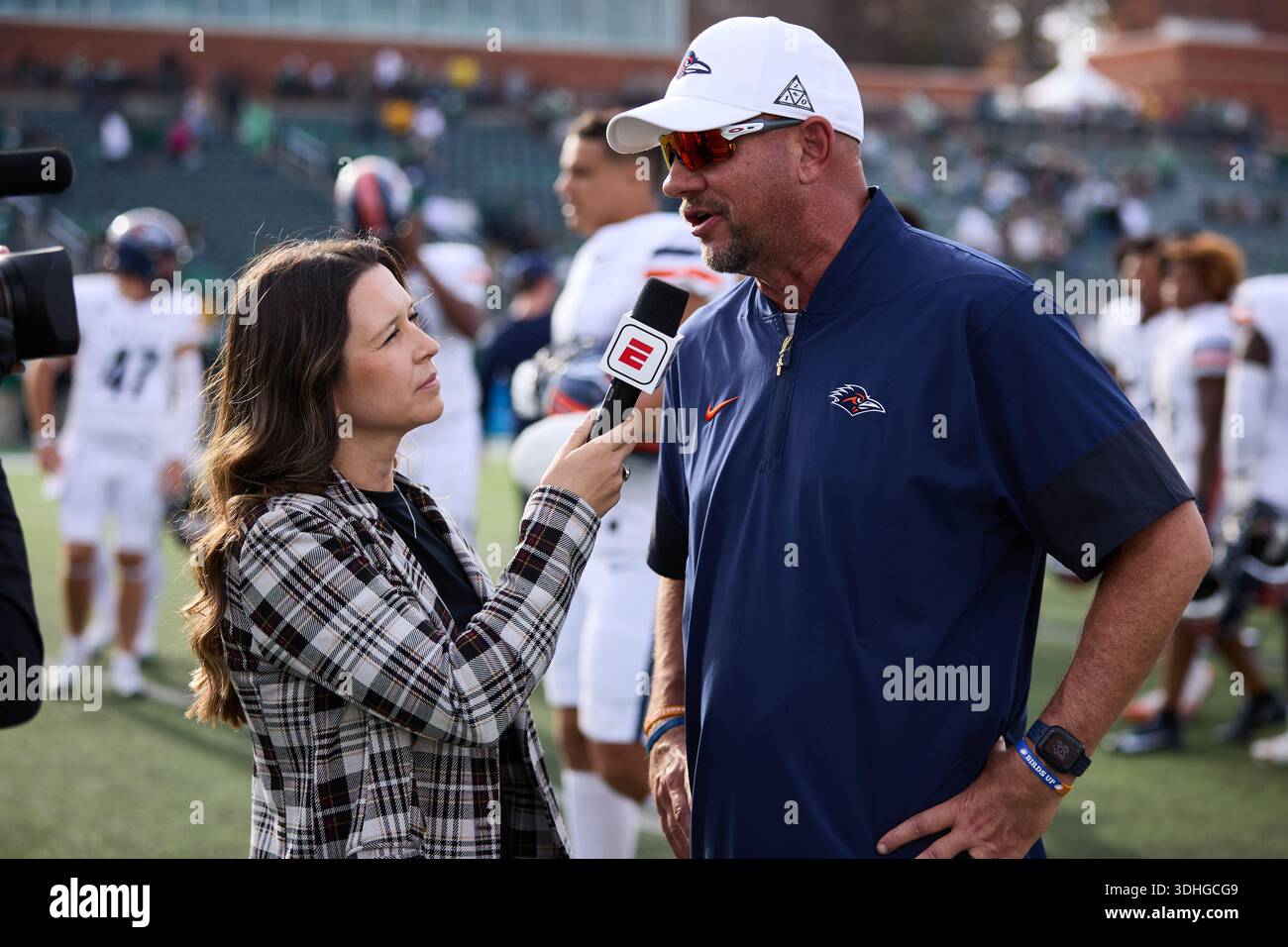ESPN sideline reporter Maria Trivelpiece interviews UTSA head coach ...