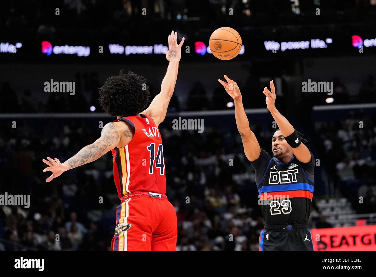 Detroit Pistons guard Jaden Ivey (23) shoots against New Orleans ...