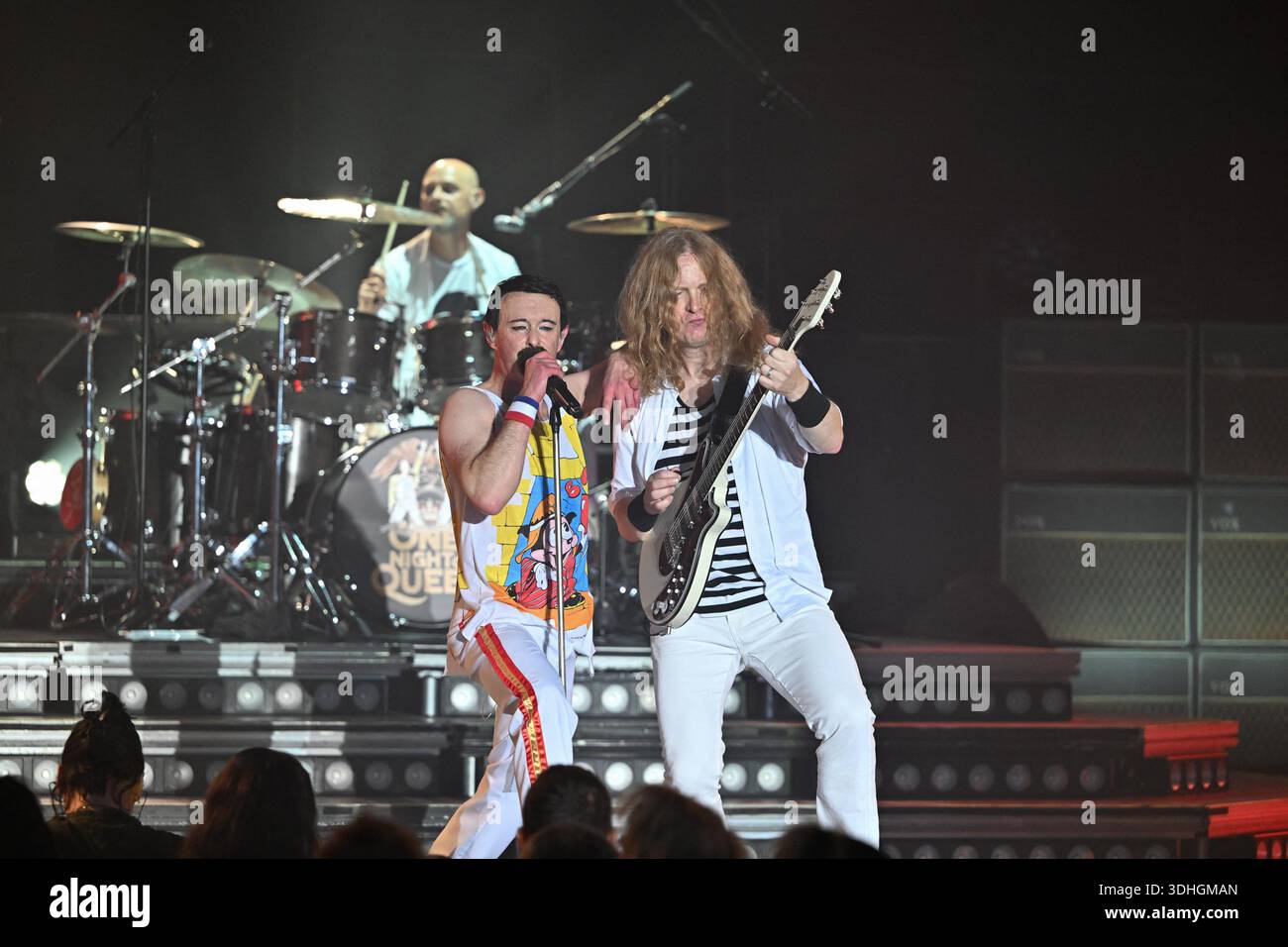 One Night of Queen, Gary Mullen, David Brockett performs at the Dome de ...