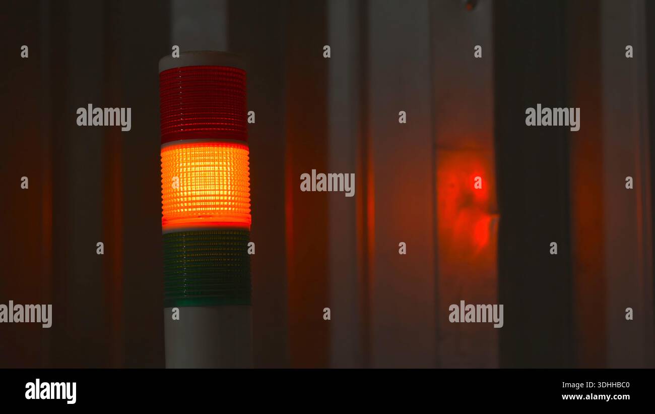 Vertical Indicator Light Displays Warning Signals In Multiple Colors ...