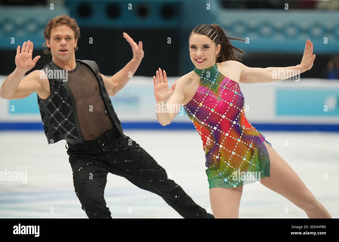 Caroline GREEN and Michael PARSONS of the United States perform in the ...