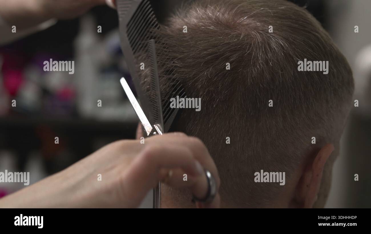 Hair shaping techniques hi-res stock photography and images - Alamy