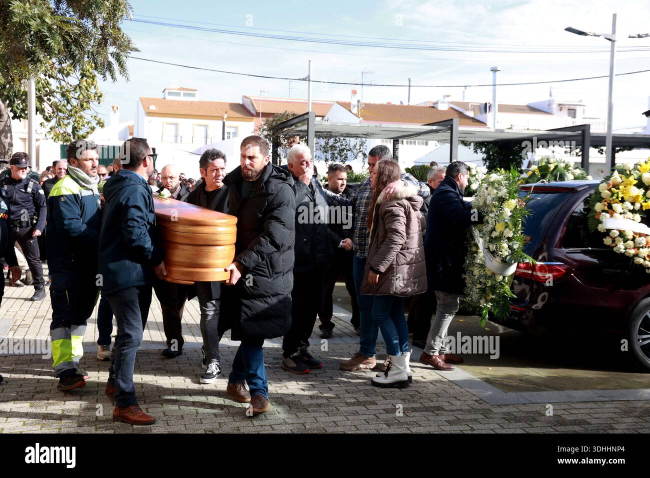 Departure of one of the four members of the Zamorano family who died in ...