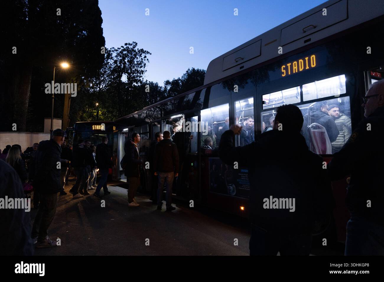 Stuttgart stadio olimpico rome hi-res stock photography and images - Alamy