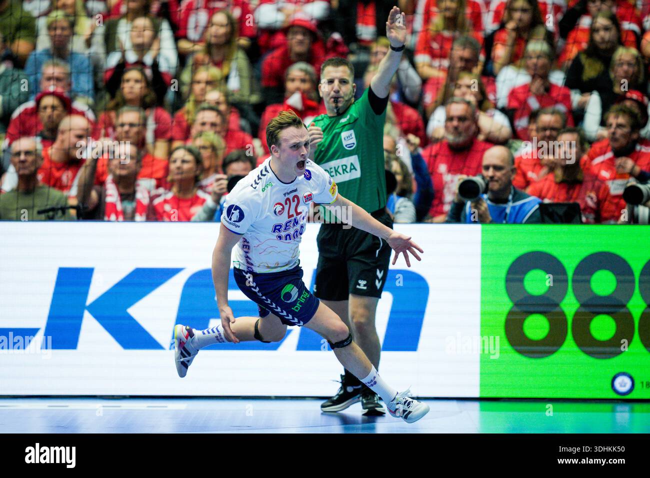 Herning, Denmark 20260122. Norway's Tobias Grøndahl cheers during the ...