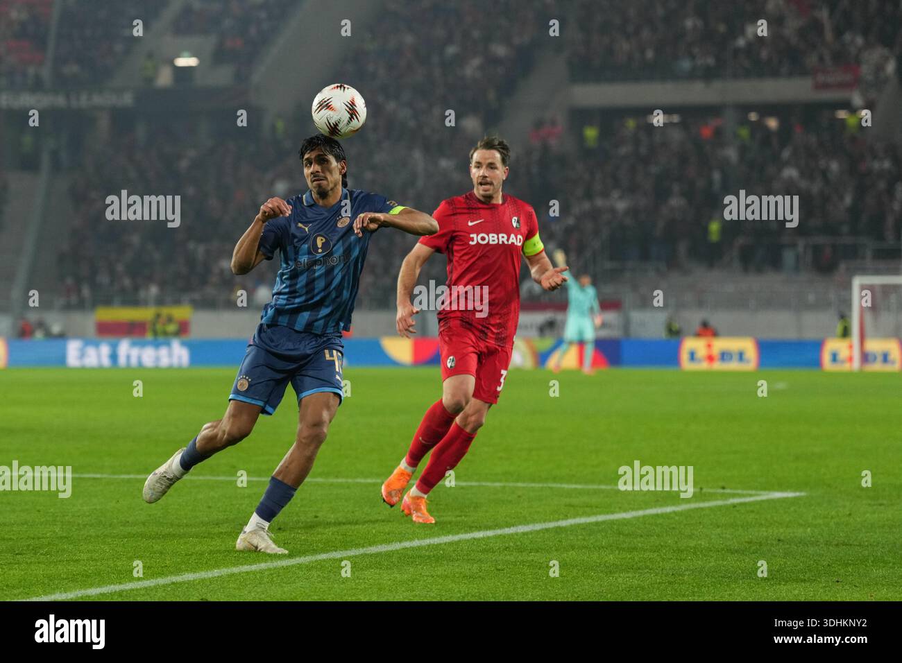 Dor Peretz (Maccabi Tel Aviv, 42) with a header UEFA Europa League ...