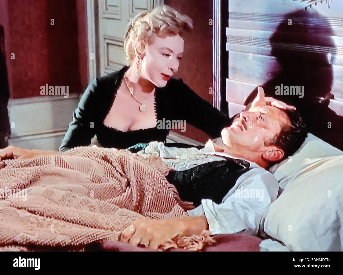 GUNFIGHT AT THE O.K. CORRAL 1957 Paramount Pictures film with Kirk ...