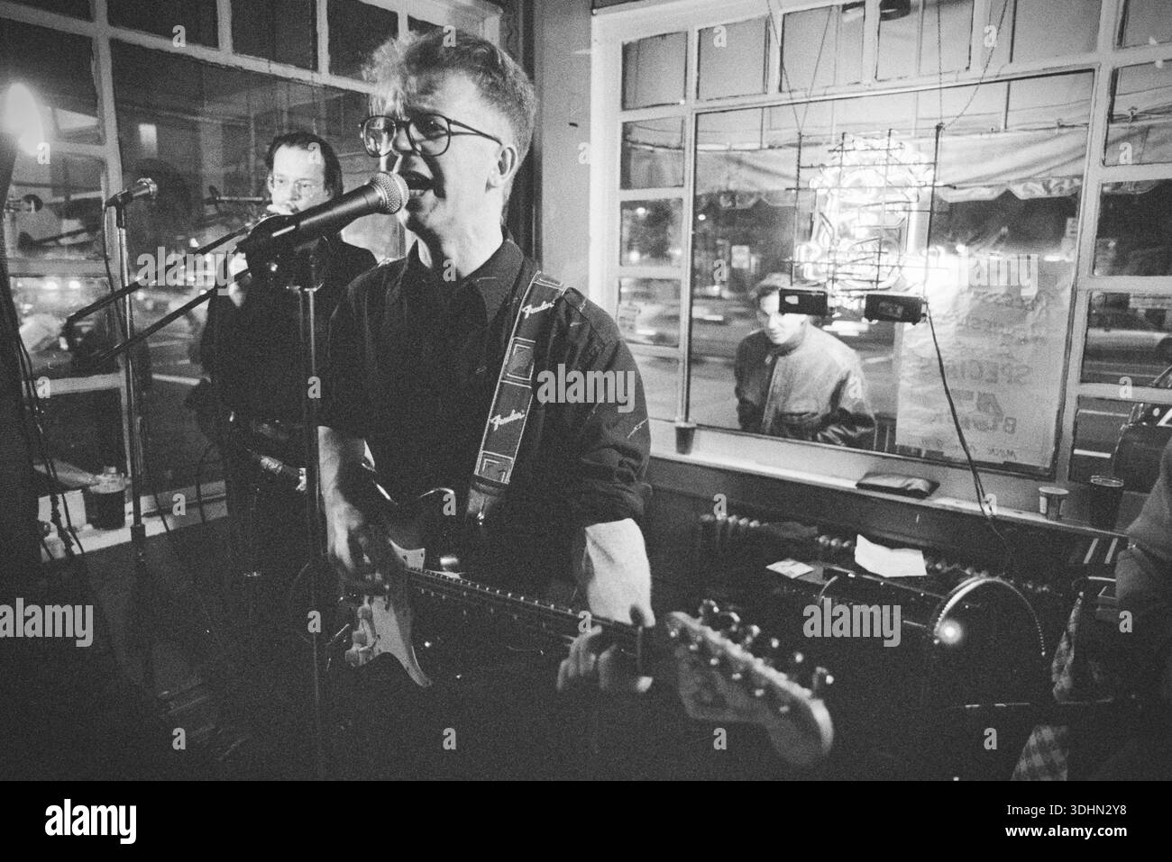 Black 47 lead singer Larry Kirwan performing live at Paddy Reilly's in ...