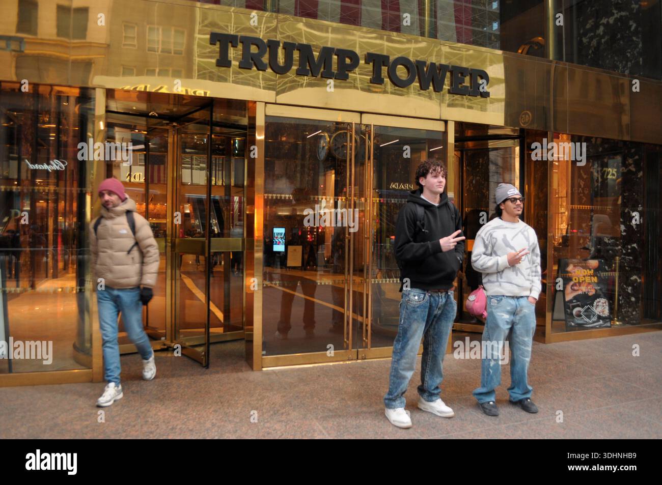 People are seen outside of Trump Tower on Fifth Avenue in Manhattan ...