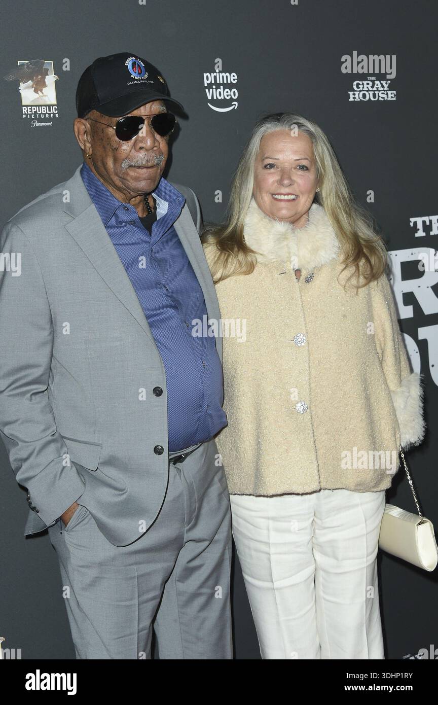 Ca. 22nd Jan, 2026. Morgan Freeman, Lori McCreary at arrivals for THE ...