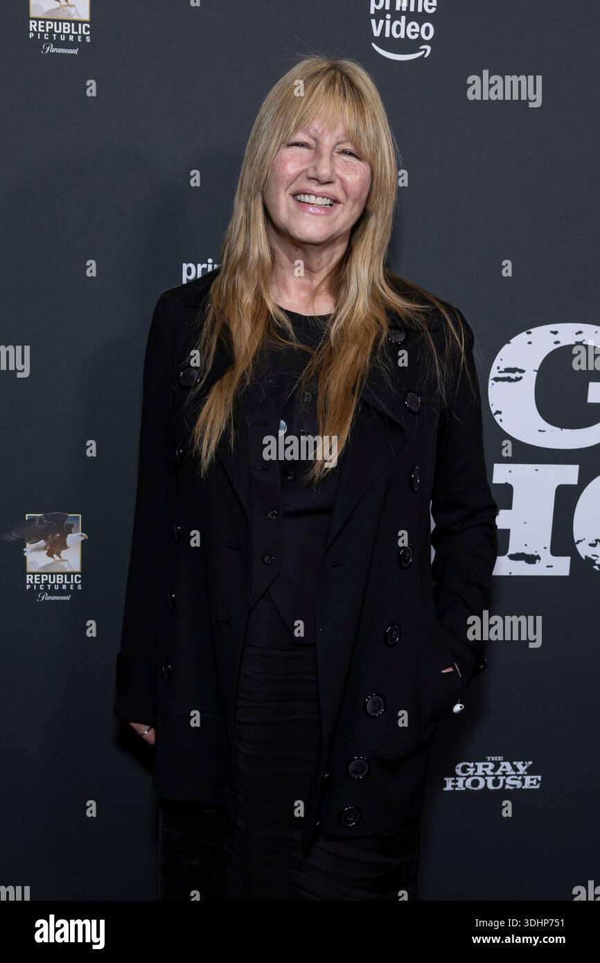 Leslie Lewis attends the arrivals of Prime Video’s “THE GRAY HOUSE ...