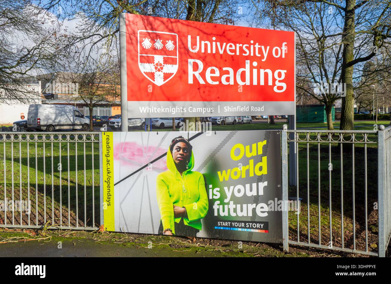 University of Reading sign, Shinfield Road Whiteknights Campus, Reading ...