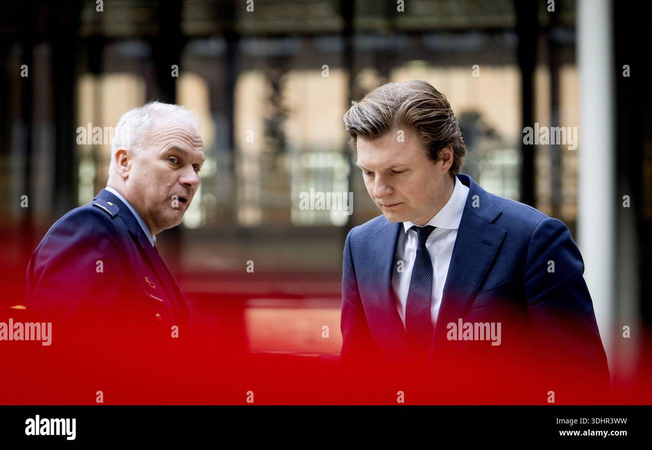 THE HAGUE – Chief of Defence Onno Eichelsheim and Ruben Brekelmans ...