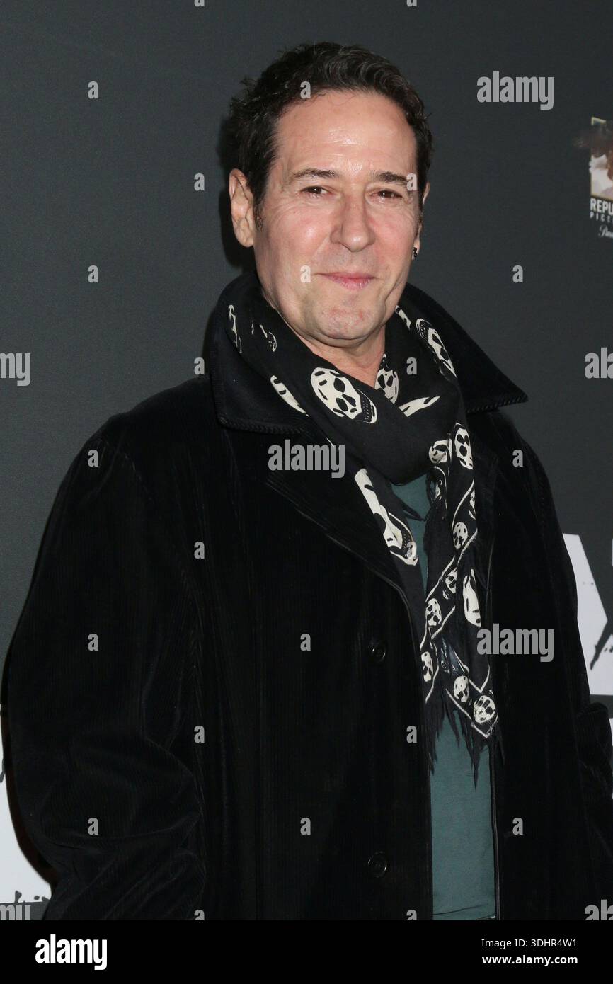 Rob Morrow at arrivals for THE GRAY HOUSE Premiere, Sherry Lansing ...