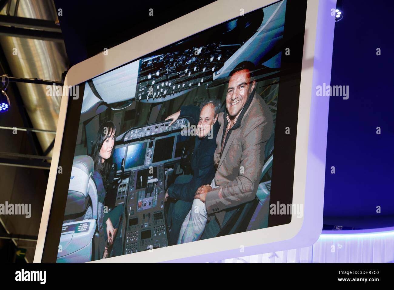 Photographs of the Air Europa plane to which the singer Aitana will ...
