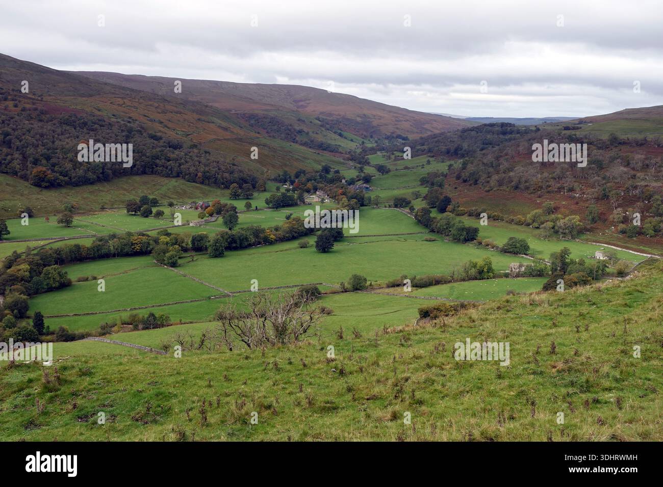 The Hamlet of Hubberholme in Upper Wharfedale from Buckden Rake (Track ...