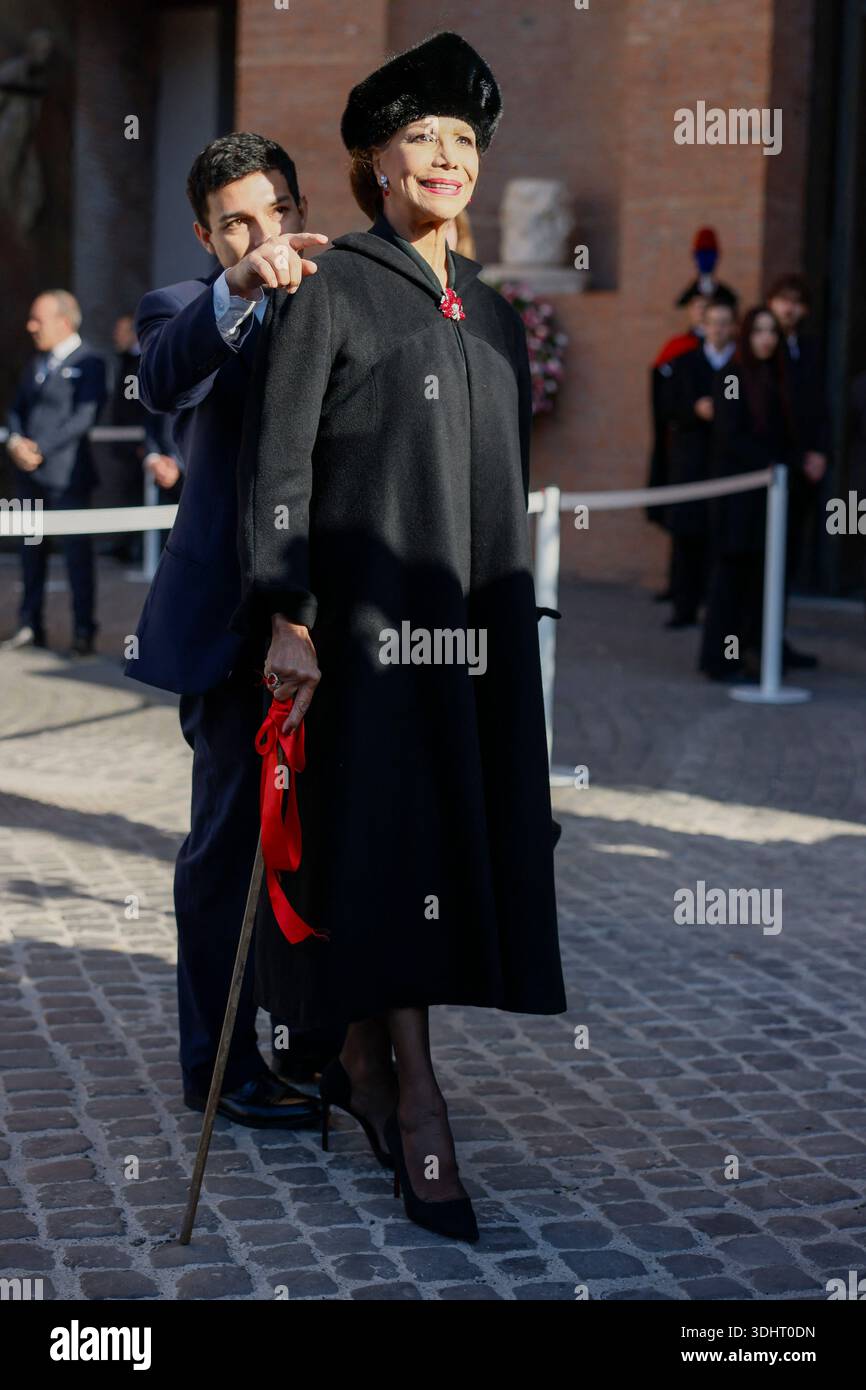 Marisela Federici attends the fashion designer Valentino’s funeral ...