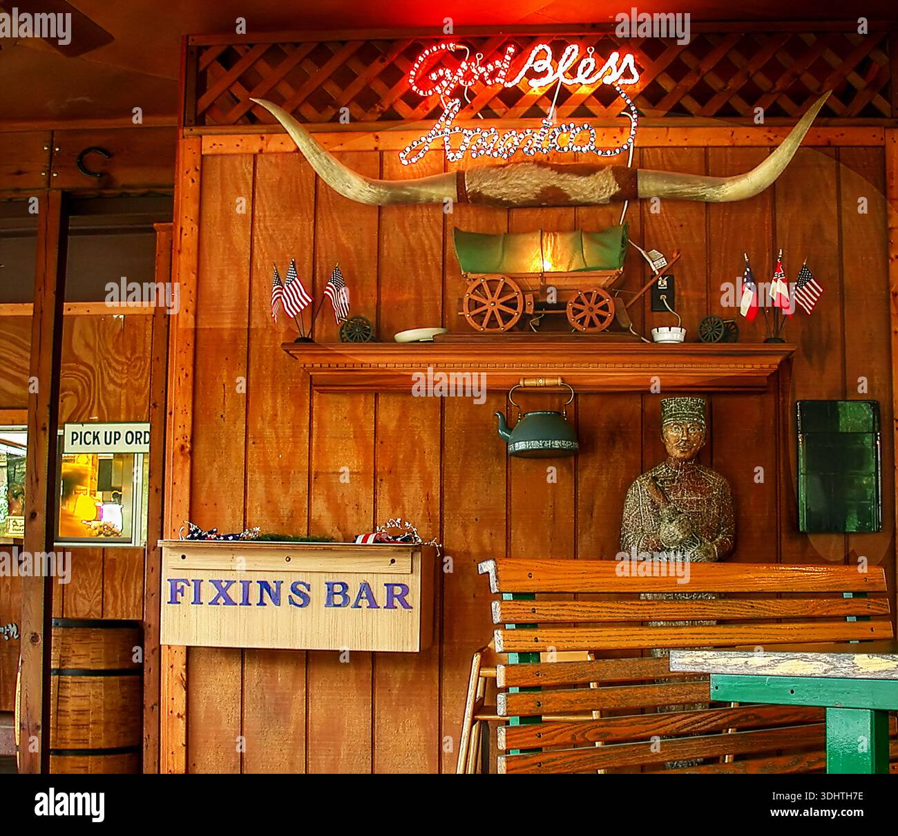 Roadside memorabilia hi-res stock photography and images - Alamy