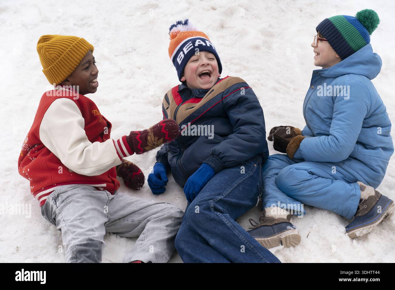 CHE TAFARI as Mikey Trotter, WINSLOW FEGLEY as young Jake Doyle and ...