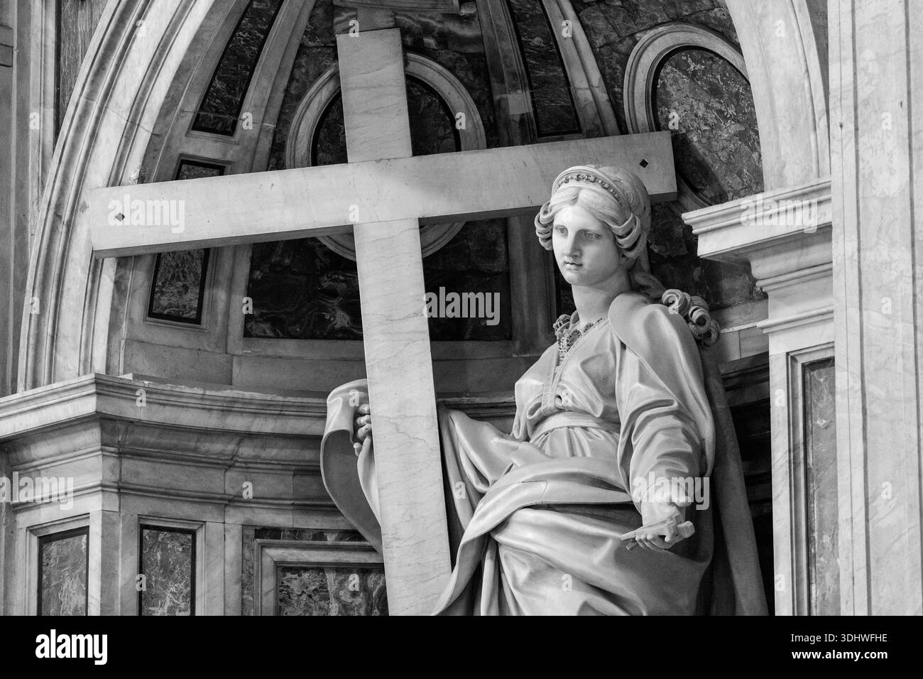 Sculpture of st helena Black and White Stock Photos & Images - Alamy